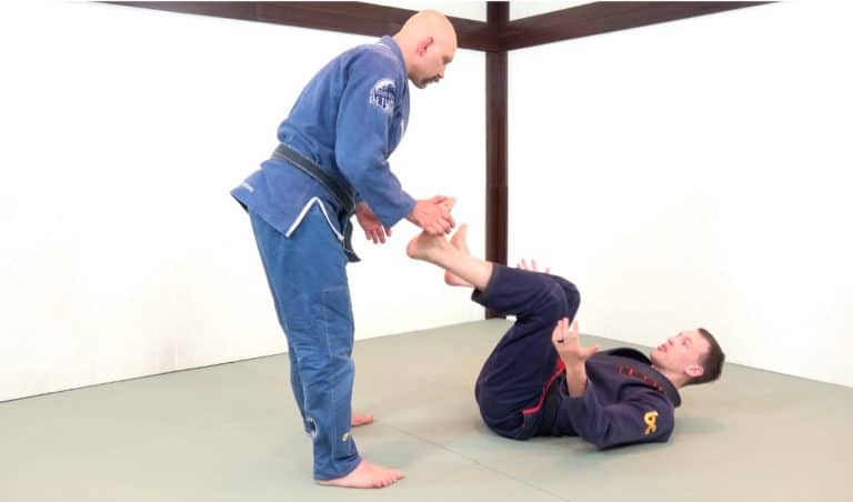 Range and Distance in Guard - Grapplearts