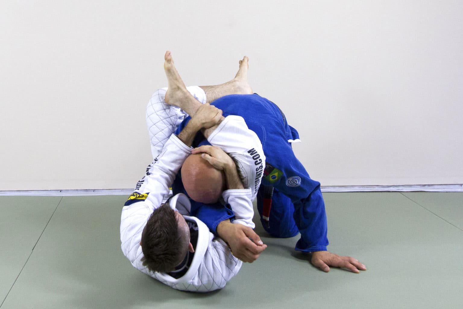 How to Set Up the Triangle Choke from Guard - Grapplearts