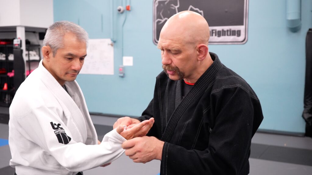 Learn about Grappling Techniques on Grapplearts